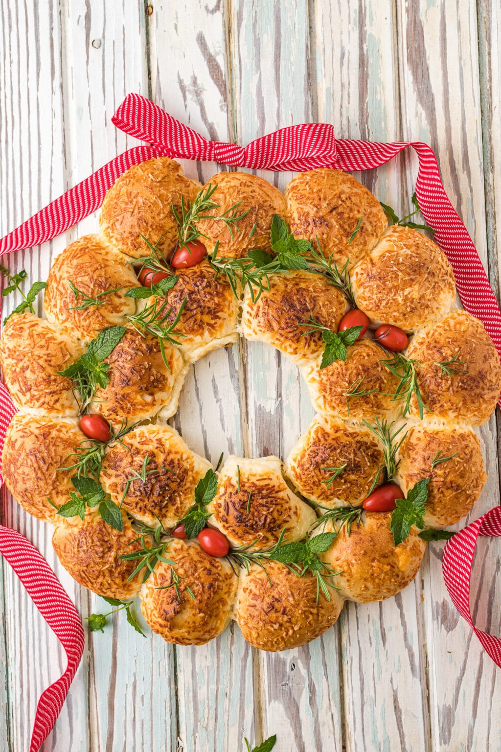 Cheese Bread Wreath - Retro Potluck